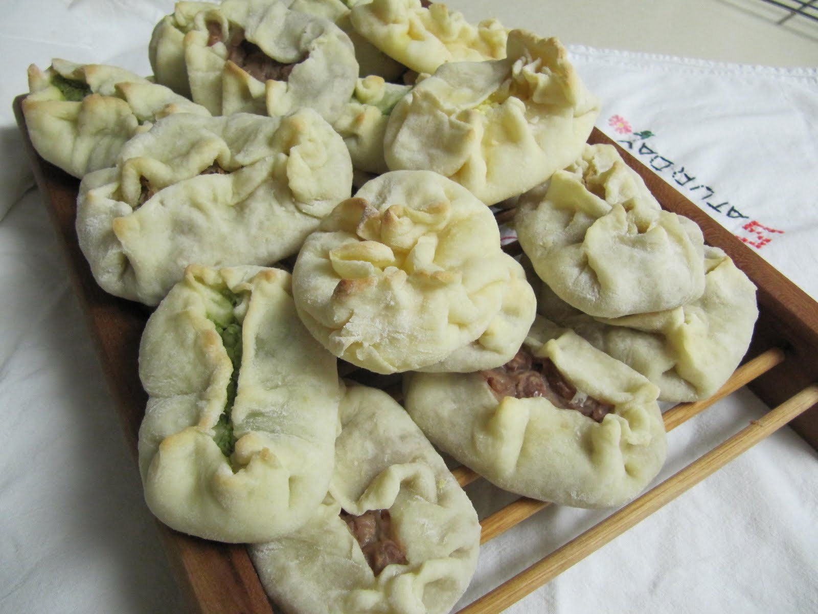 Rupert Girl: Easy pyrahi