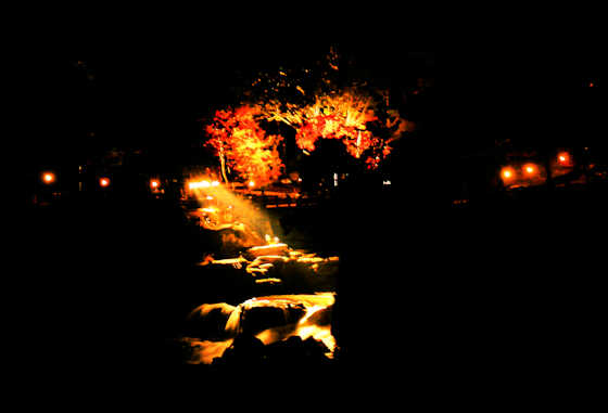 More glimpses of unfamiliar Japan: Fall Colors... Sunset ...