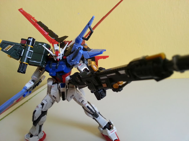 Lightning Quantum's Base: Review: RG 1/144 Lancher Strike / Sword ...