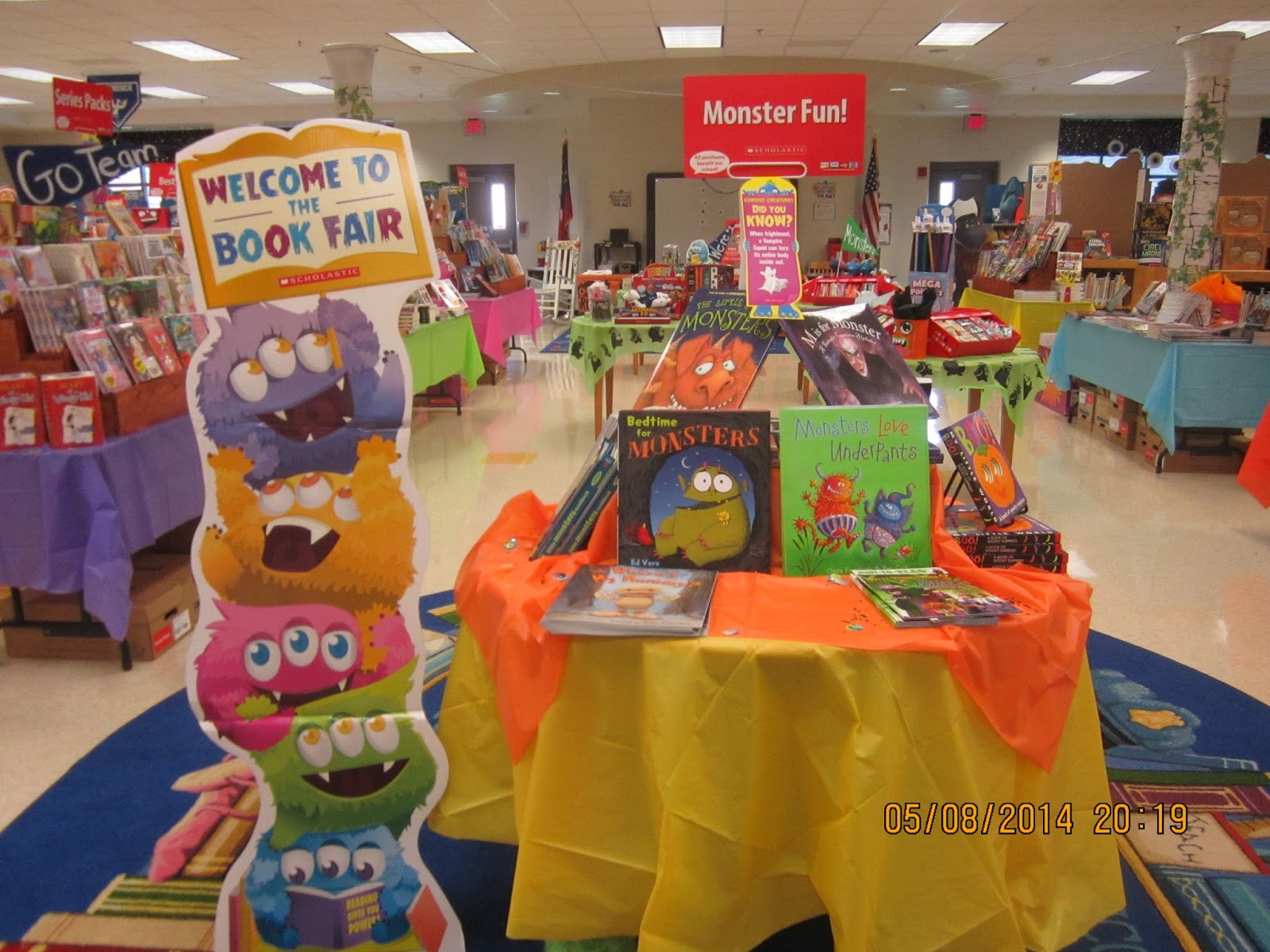 Miss Liberry Teacher: Monster Book Fair