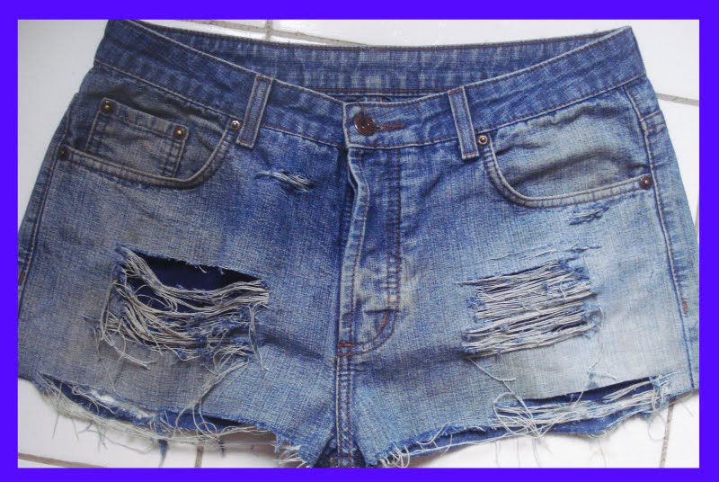 Customização: shorts com "efeito rasgados"