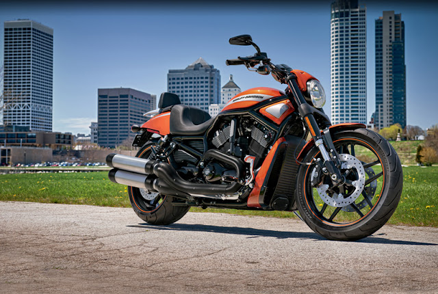 opulent wheeling: HD V- ROD Night Rod Special