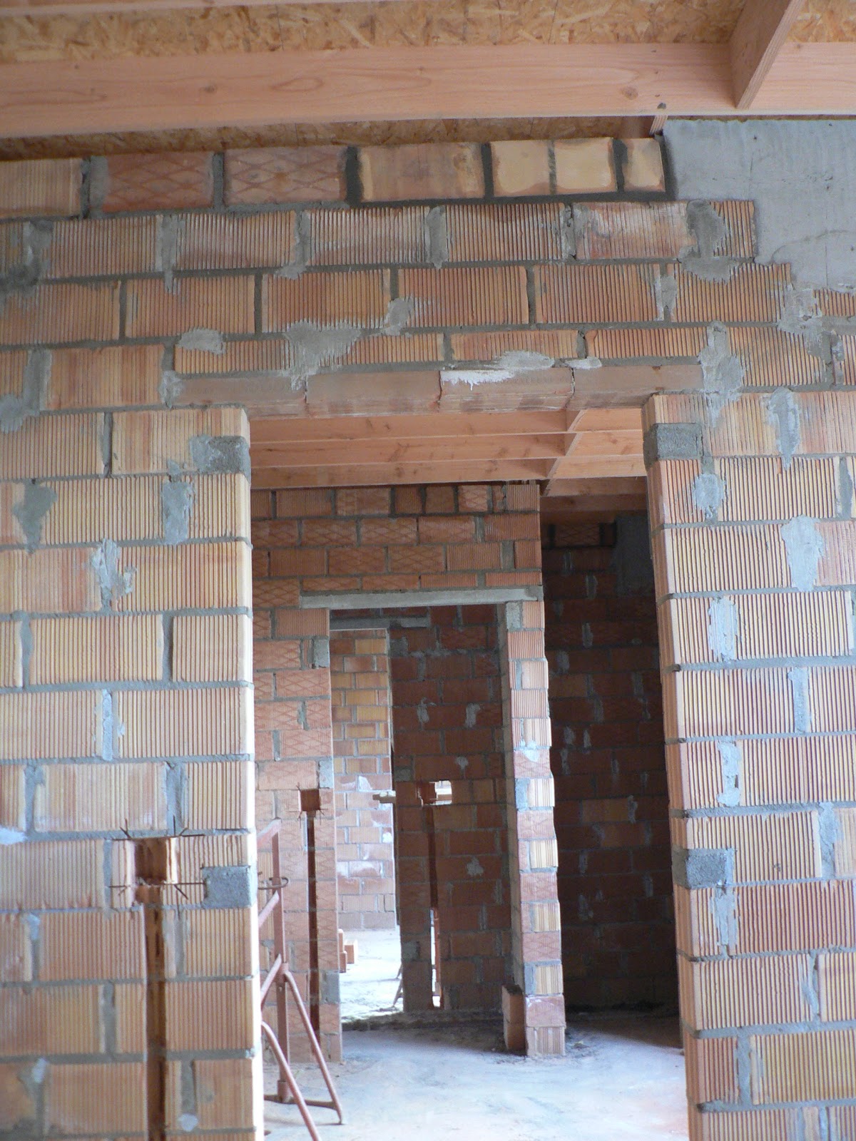 Kaboutersgezochtdeel2: 9 tem 12 mei: Ondermetsen binnenmuren, afbreken ...