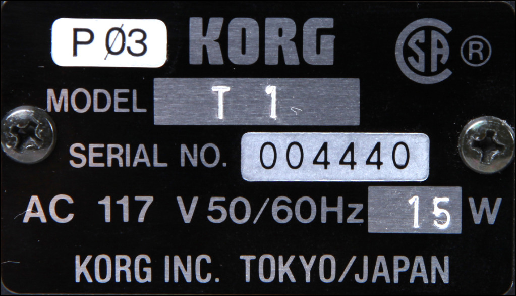 MATRIXSYNTH-B: Korg T1 keyboard workstation SN 004440