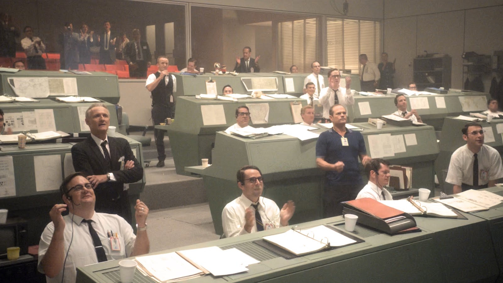 Jon Crunch: TV Review: “For All Mankind” is an Engrossing Drama (Apple ...