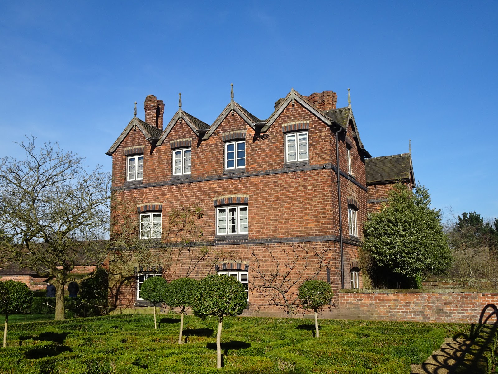 Vintage Vixen: Moseley Old Hall, The House That Saved A King