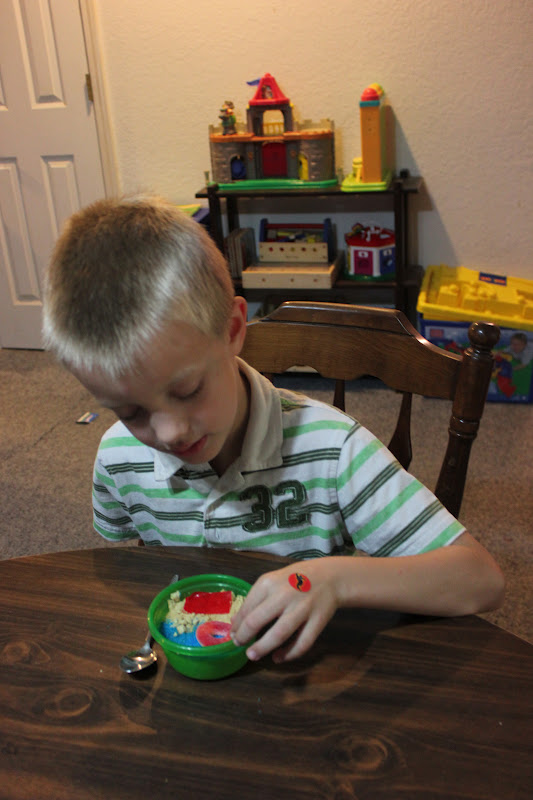 Learning With My Boys: Oceans Day 9 -The Beach