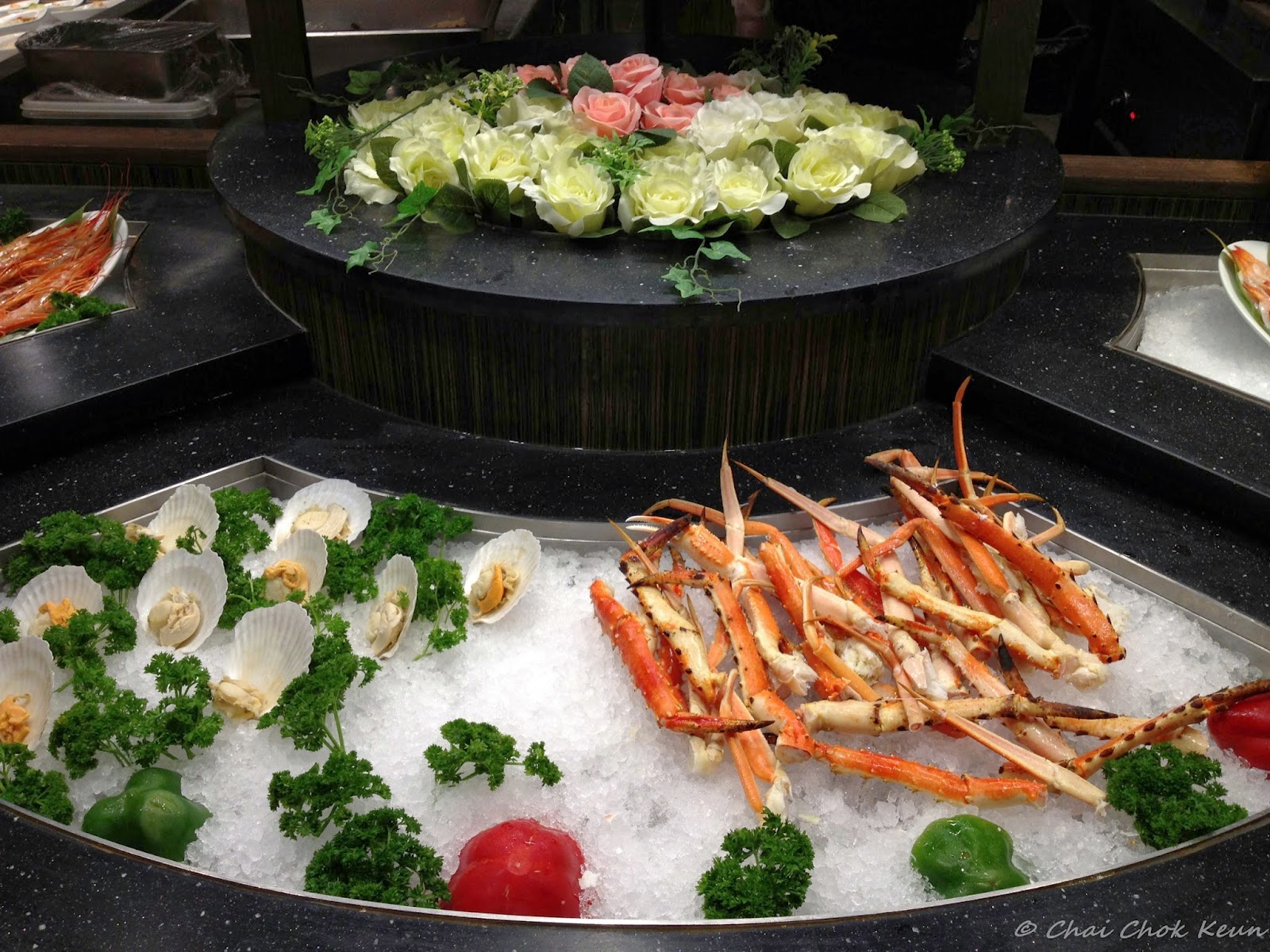 Free Flow King Crab Legs back at Momiji Japanese Buffet Restaurant (红叶亭)