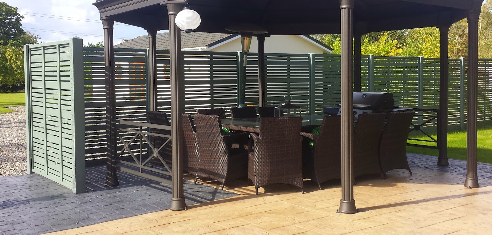 MODERN GARDEN FENCING SCREENS: Milan Fence Panels