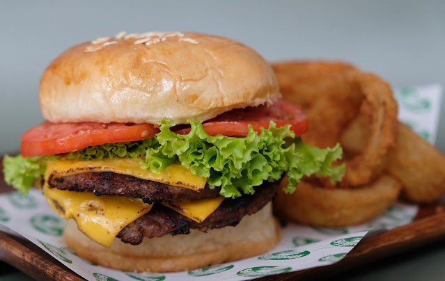 Manila Shopper: Brothers Burger Happy Hour Promo & their new Jack'O ...