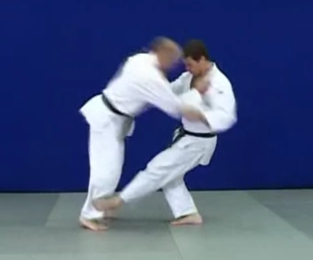 SASAE-TSURI-KOMI-ASHI