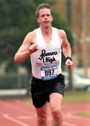 Lifetime Running: Profile--Mark Courtney has run 14,609 days in a row.
