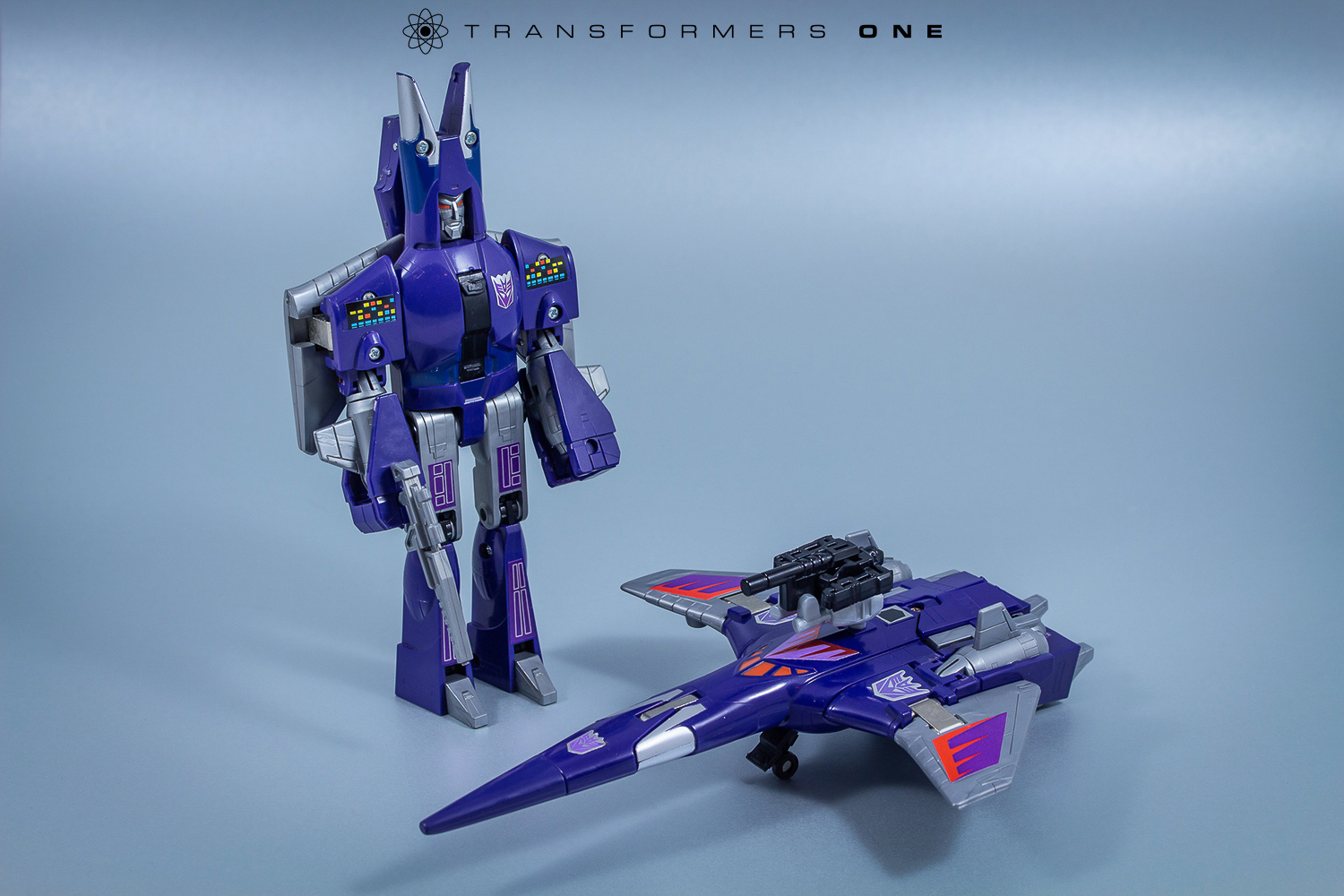 Transformers Square One: Hasbro G1 Cyclonus - Figure & Sticker History