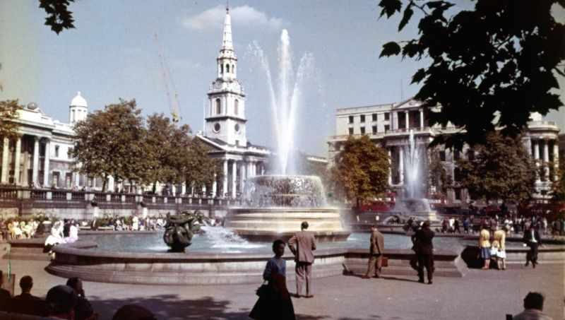 London in the 1950s Through Amazing Color Photos ~ Vintage Everyday