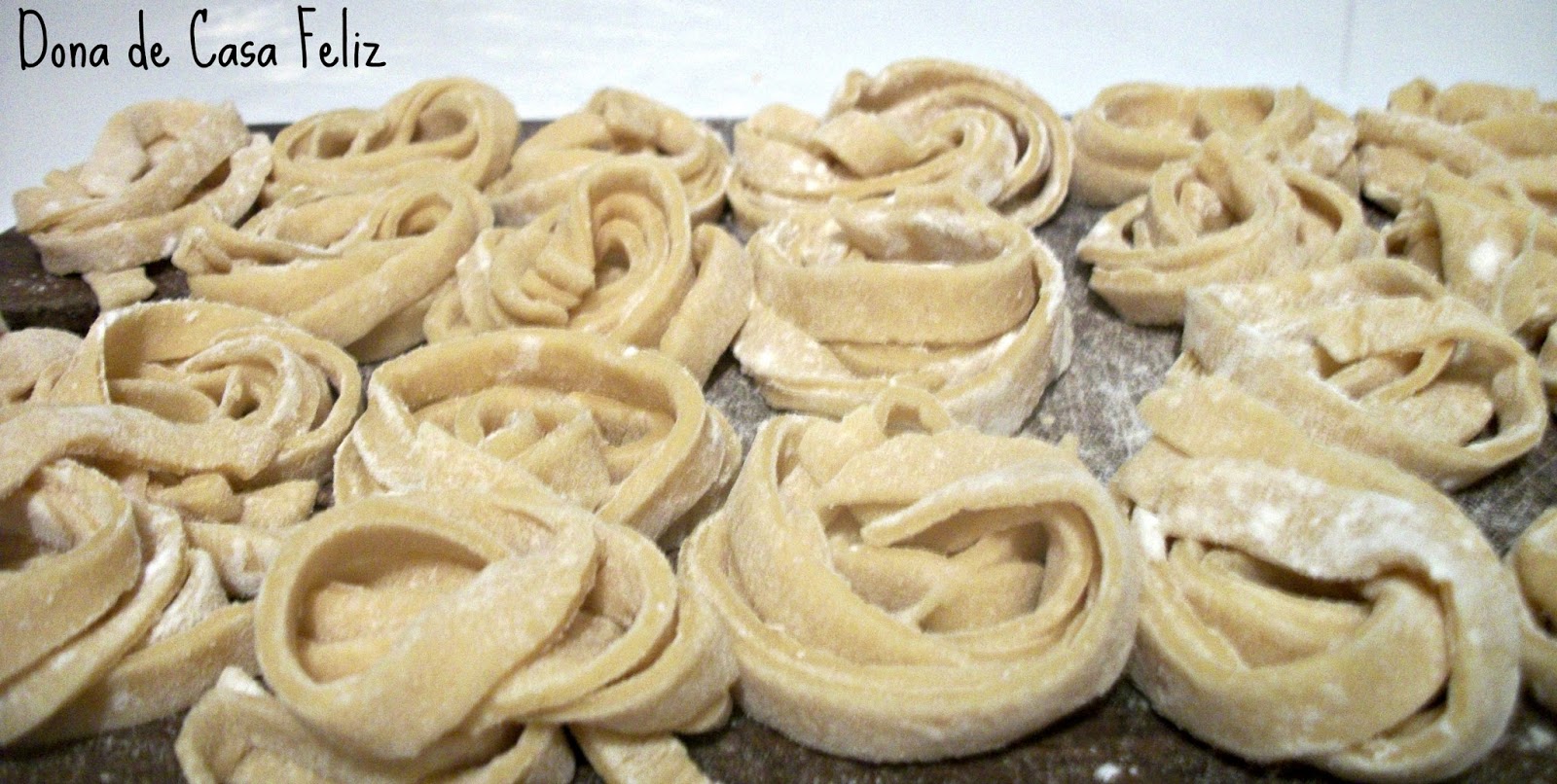 Dona de Casa Feliz: Massa Caseira