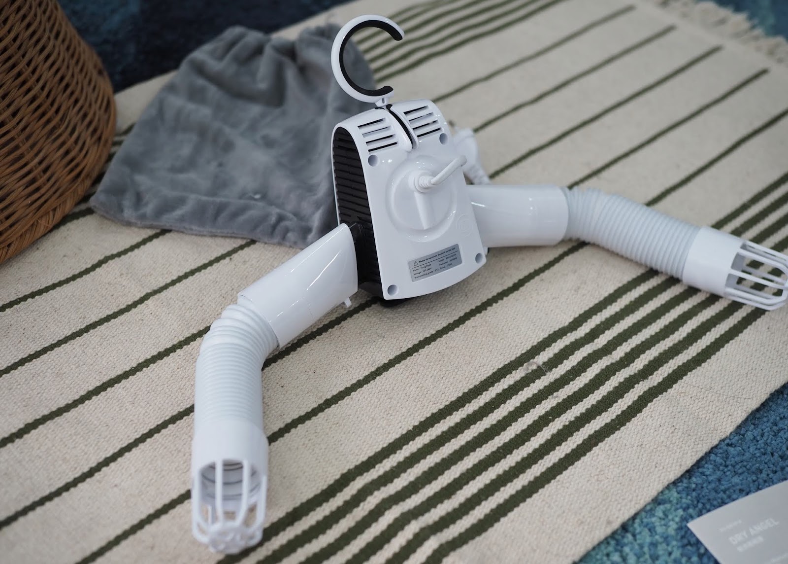 【開箱】帶著走的『干衣機』？Futurous Dry Angel 微型烘衣烘鞋機 myfeel 品感覺（折扣碼：MYFEELJEZ @ 潮流 ...