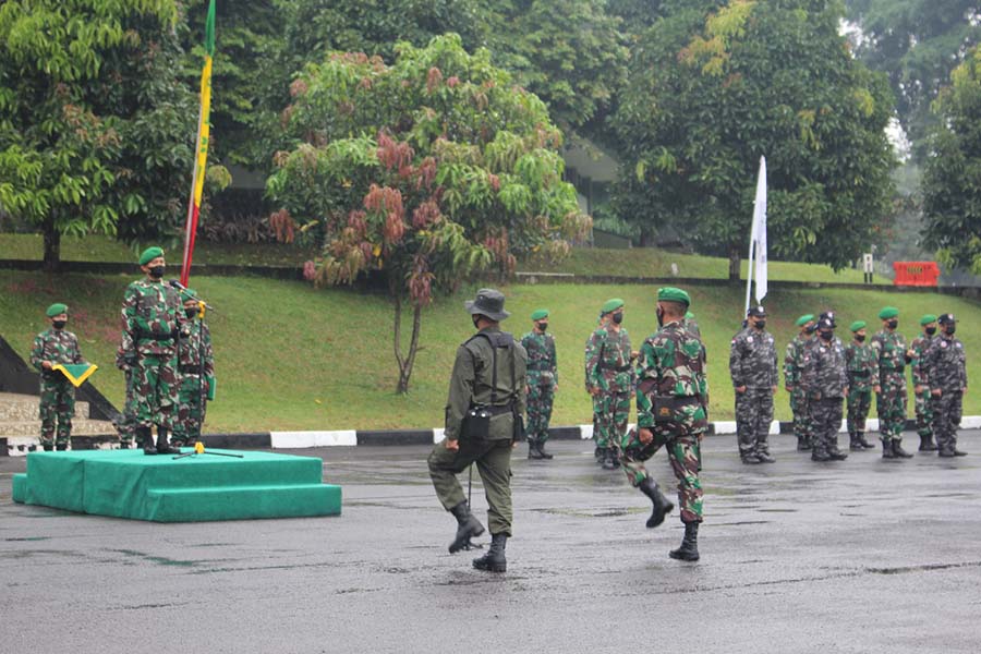 Danpusdikif Membuka Latihan Kedisiplinan Dan Bela Negara Bagi Relawan ...