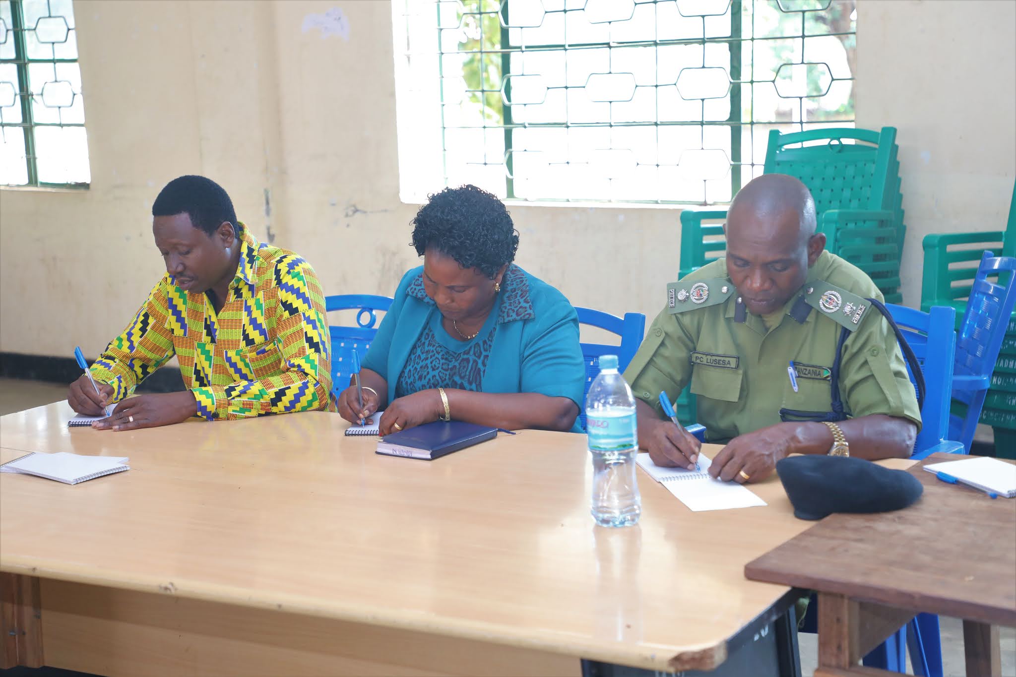 DC LUHAHULA AIPONGEZA TRA IRAMBA, ATAKA IONGEZE KASI UTOAJI ELIMU YA ...