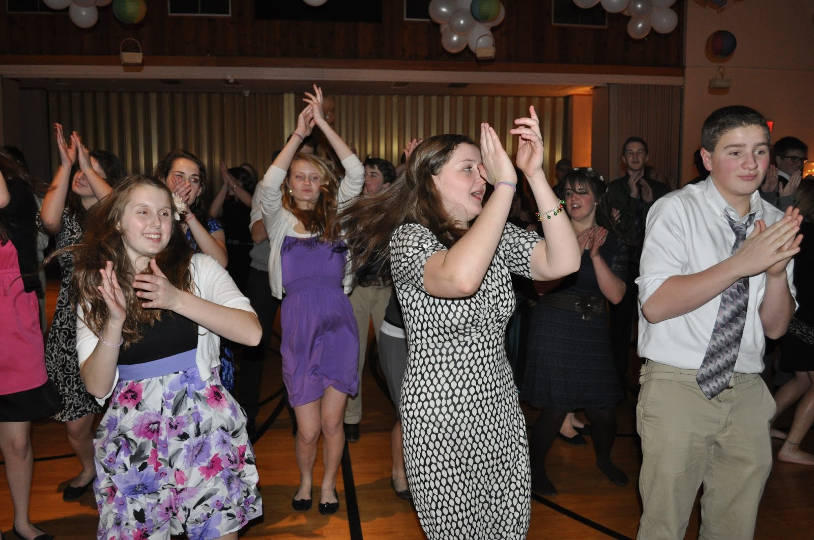 From Heaven and Earth: SOME MORMON DANCE FUN!