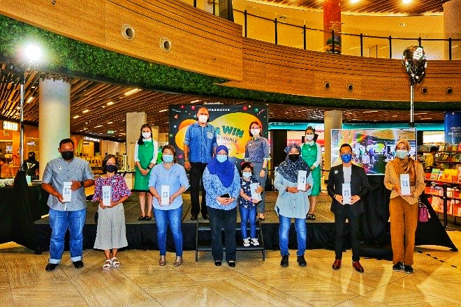 Starbucks Sip & Win Contest Winner Drives Away With A Brand New Car