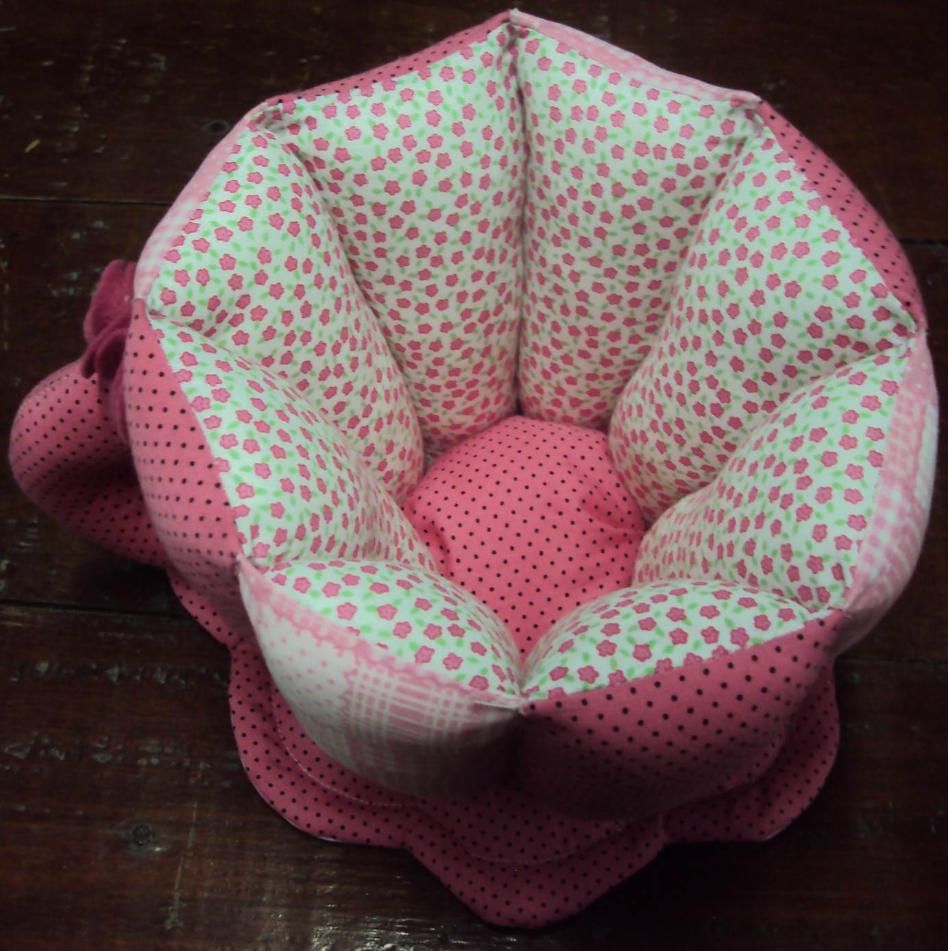 Ateliê Coisinhas da Tita Carinho na Palma das Mãos...: Xícara Patchwork