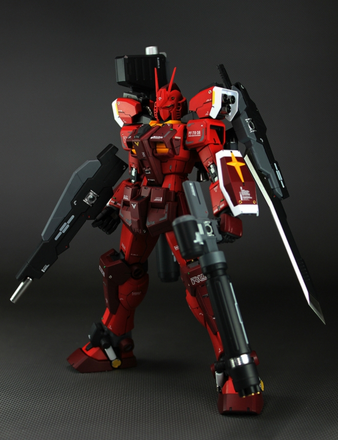 Custom Build: MG 1/100 Gundam Amazing Red Warrior