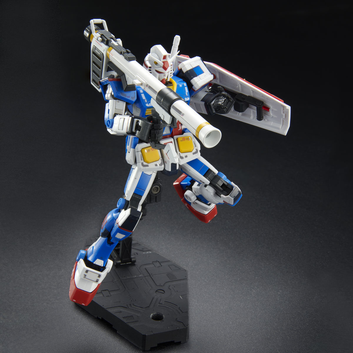 RG 1/144 RX-78-2 Gundam (Team Bright Custom), Premium Bandai - Pilot ...