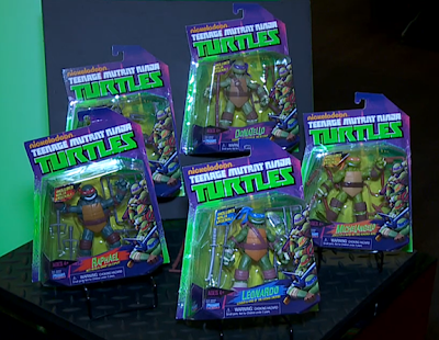 A Closer Look at the TMNT 2012 Toys