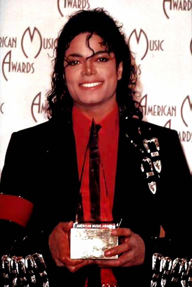 FOTOS BAD ERA: Michael Jackson at AMA 1989