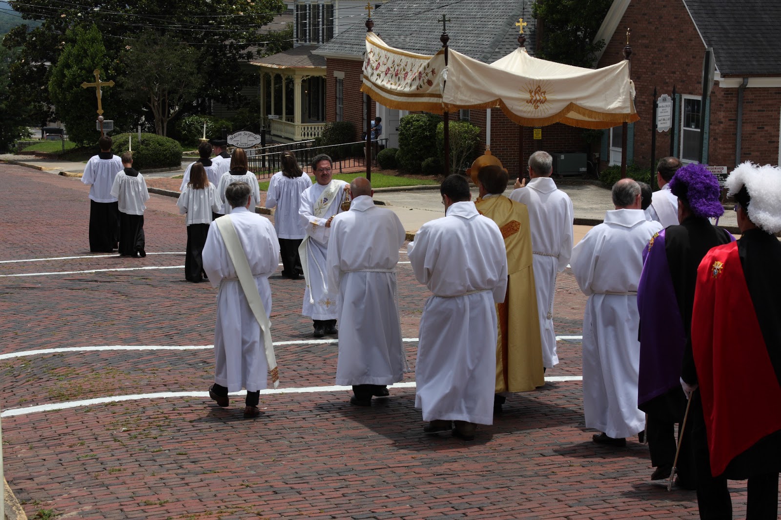 southern orders: LAST YEAR'S CORPUS CHRISTI PROCESSION WITH POPE ...