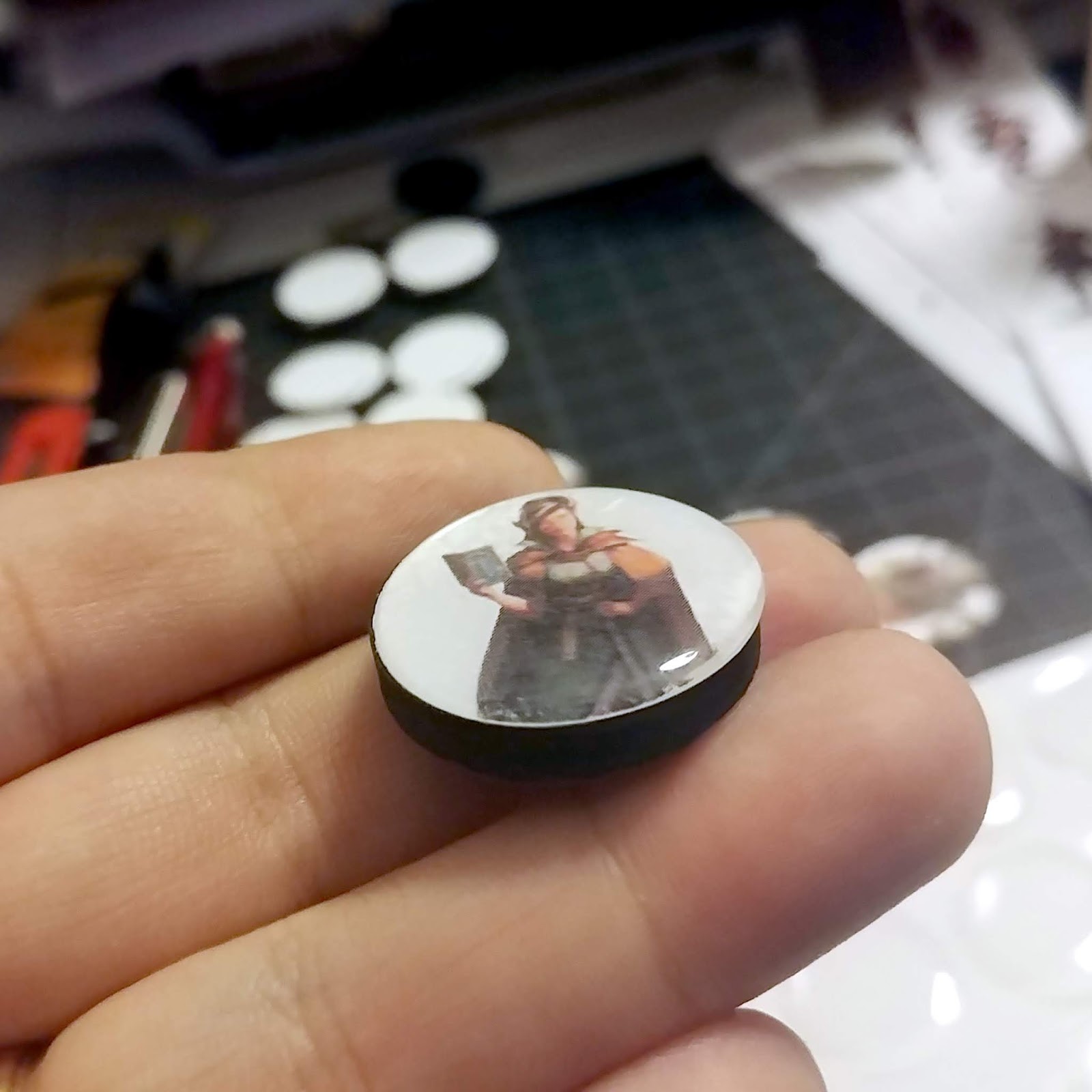 Confessions of a Reformed RPGer: DIY Corner: Tokens for your Tabletop