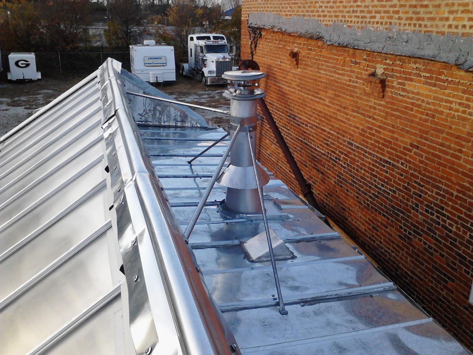 Building a Home-made Solar Powered Travel Trailer From the ground up ...