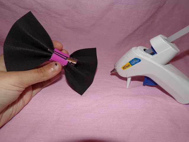 How to Make DIY Monster High Inspired Bows