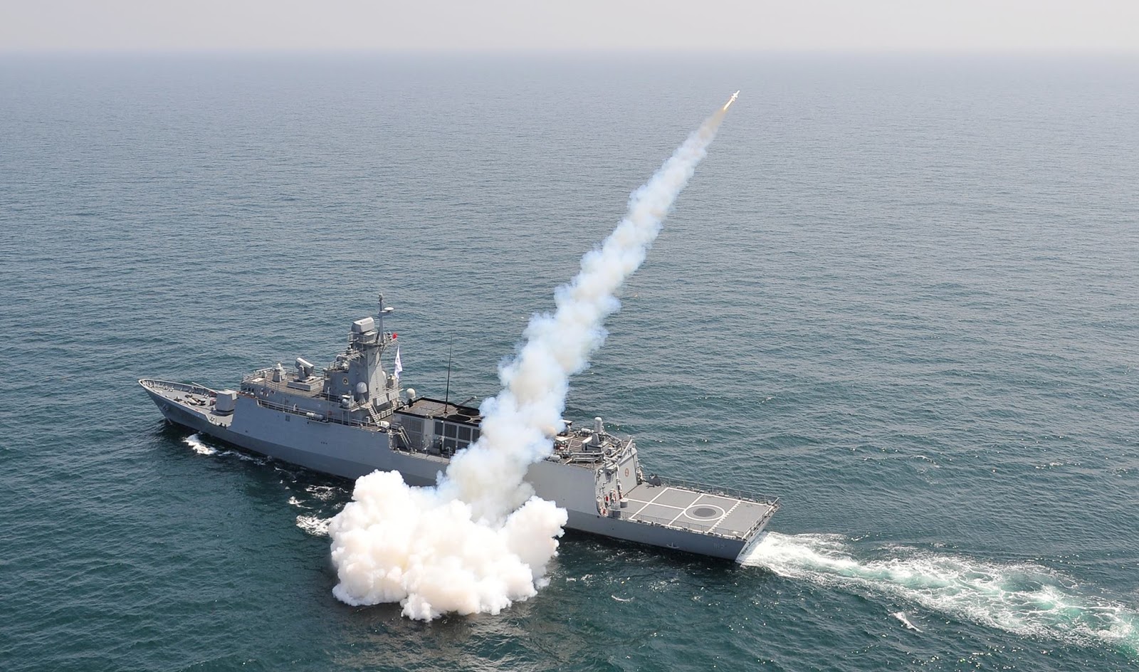 THAIDEFENSE-NEWS: Republic of Korea Navy FFX1 Incheon class frigate