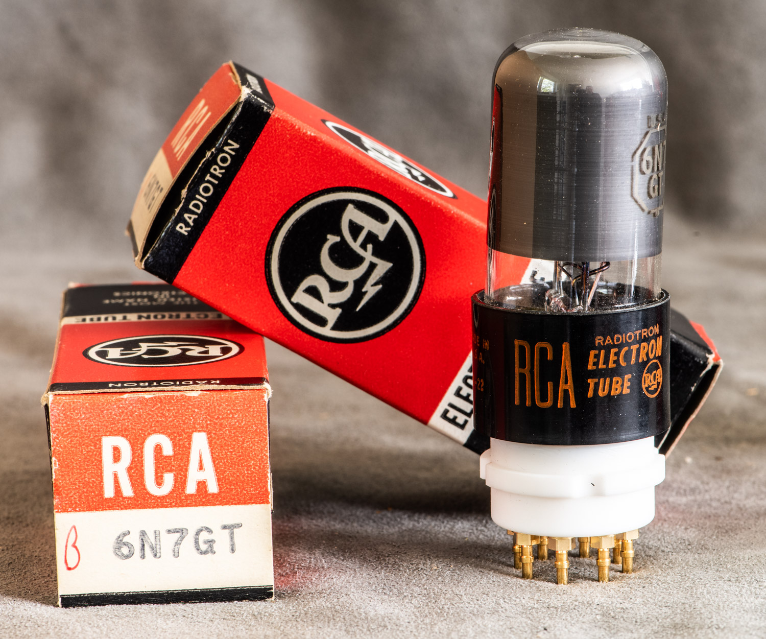 VinylSavor: Tube of the Month : The 6N7 (revisited)