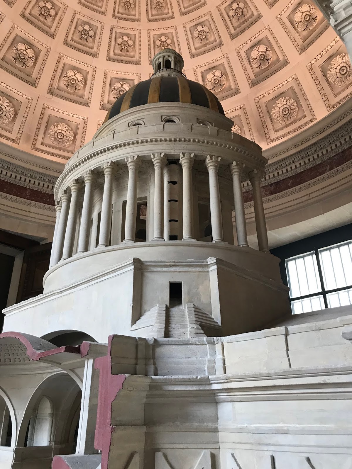 architect design™: A visit to the Pantheon in Paris