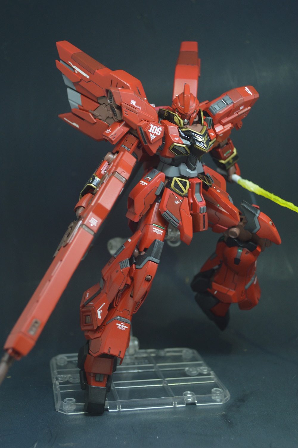 Custom Build: HG 1/144 Sinanju Stein (Red Comet ver)