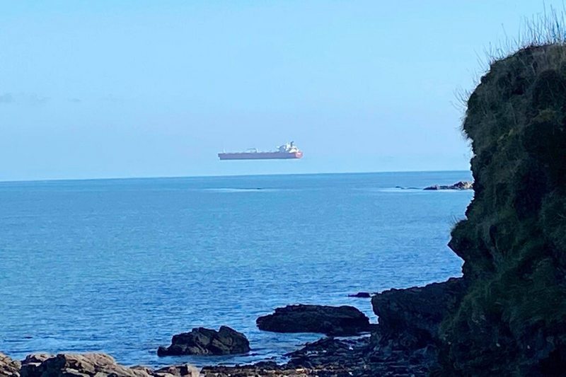 ¿Real o truco? Científicos explican el efecto por el que este barco ... ¿Real o truco? Científicos explican el efecto por el que este barco ...