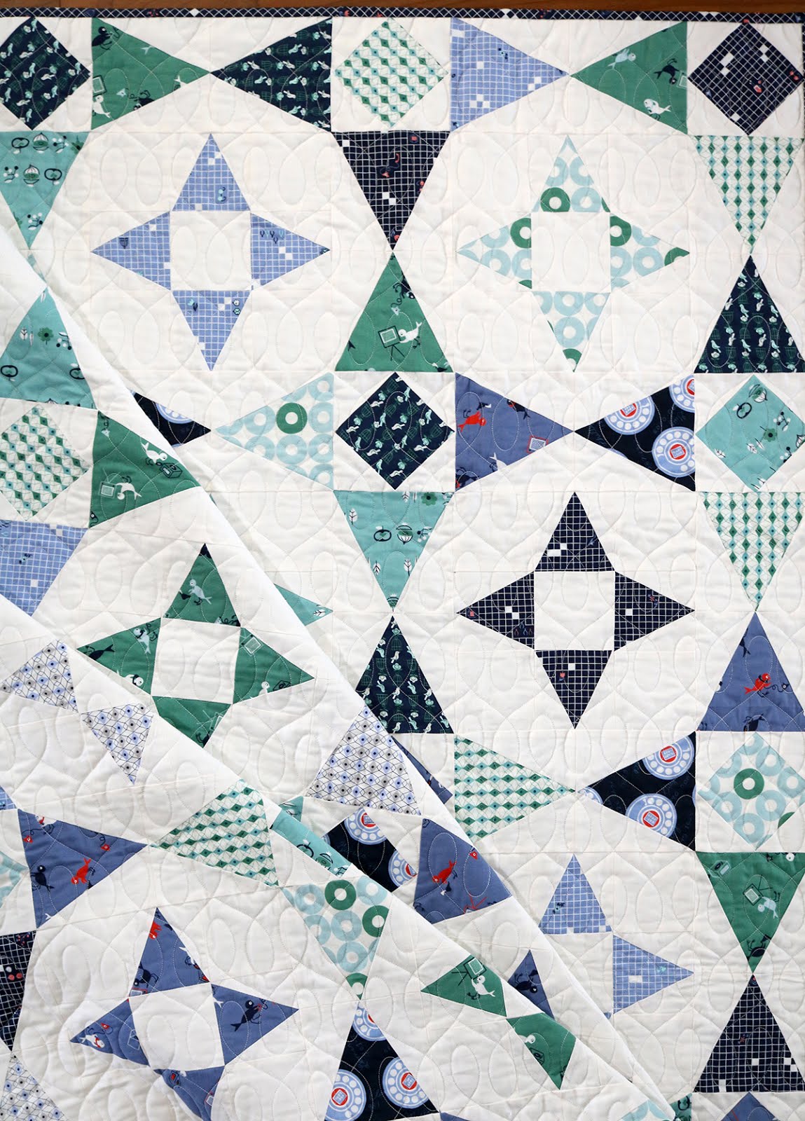 A Bright Corner: Court Jester Quilt Finish