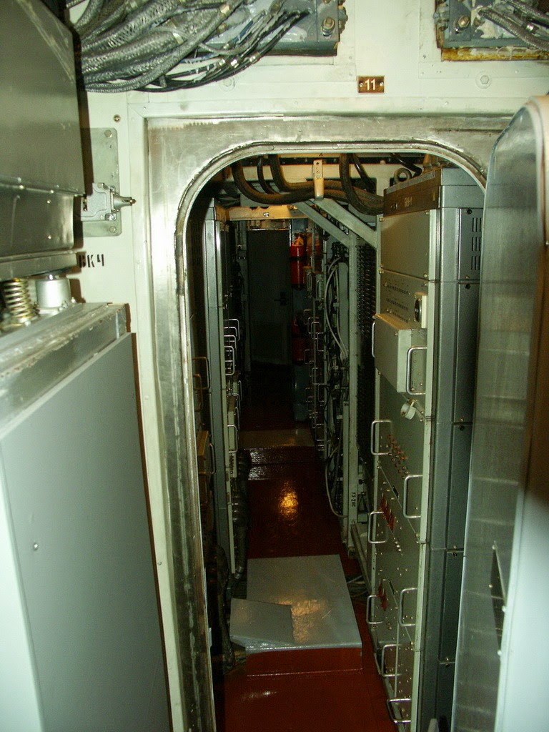 Asian Defence News: Interior of Russian rail-mobile strategic missile ...