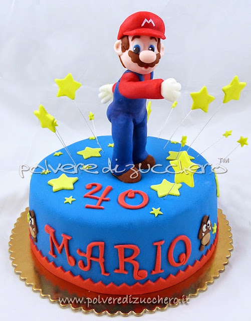 Torta Super Mario Bros fra le stelle | Polvere di Zucchero:cake design ...