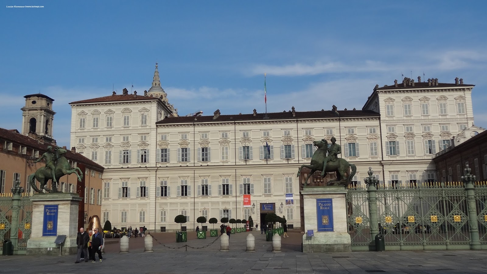 Turin Epicurean Capital: Turin's downtown castles