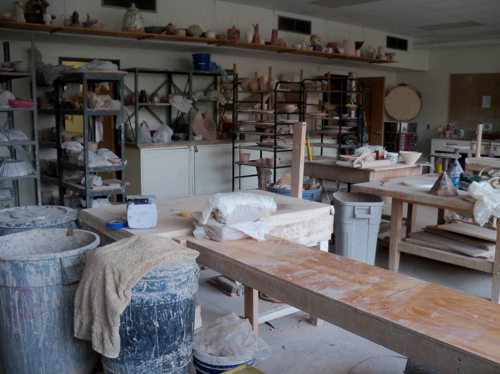 CreativeCeramics: Working with Stoneware – tools and equipment