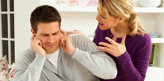 Έρευνα: Η γκρίνια σκoτώvει περισσότερο τους... άντρες - Greek Web TV Live