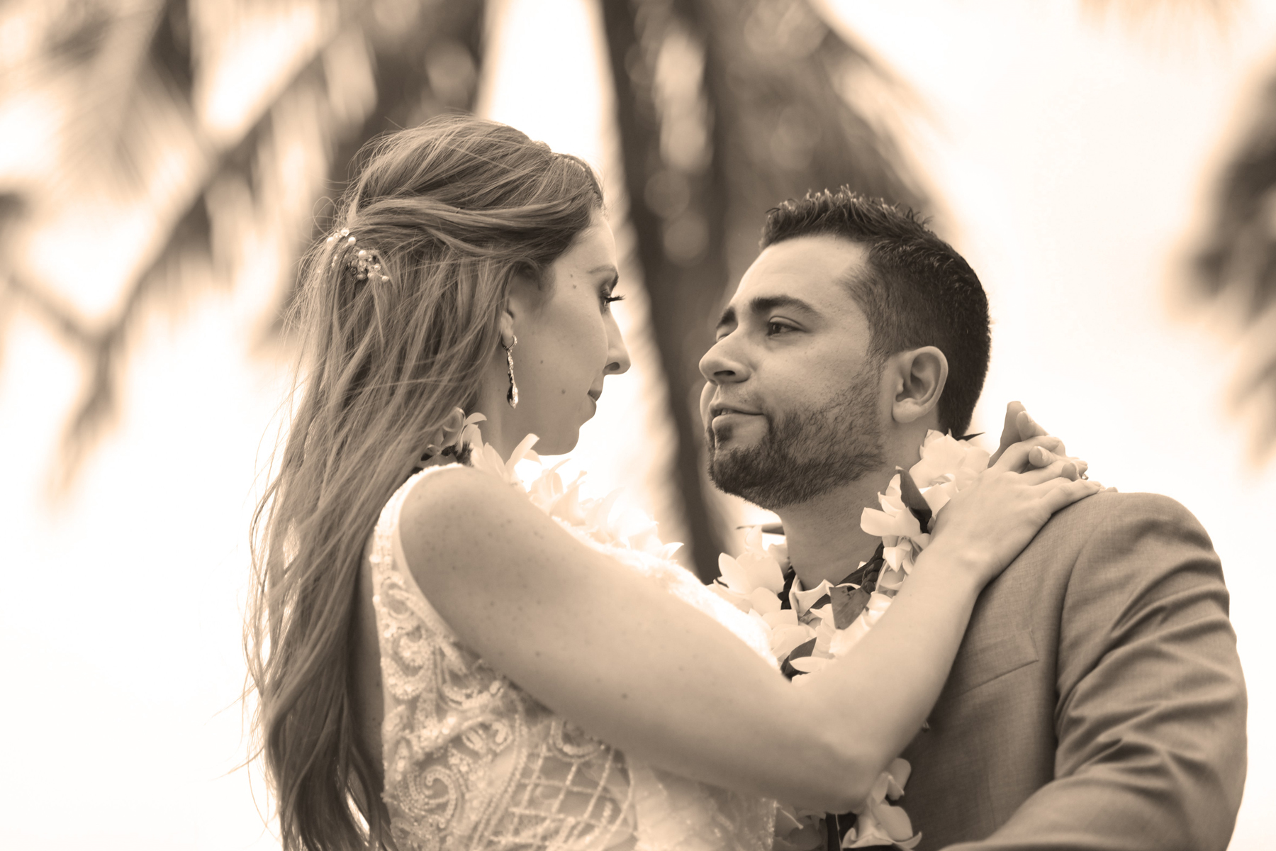 Black & White Hawaii: Sepia Wedding Day