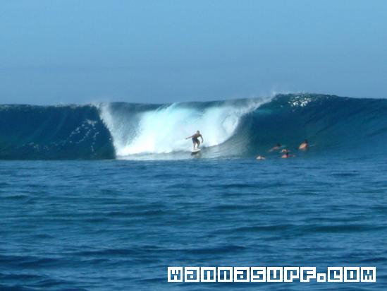 hiya wa howa aswat: Polynesia Surf Spots