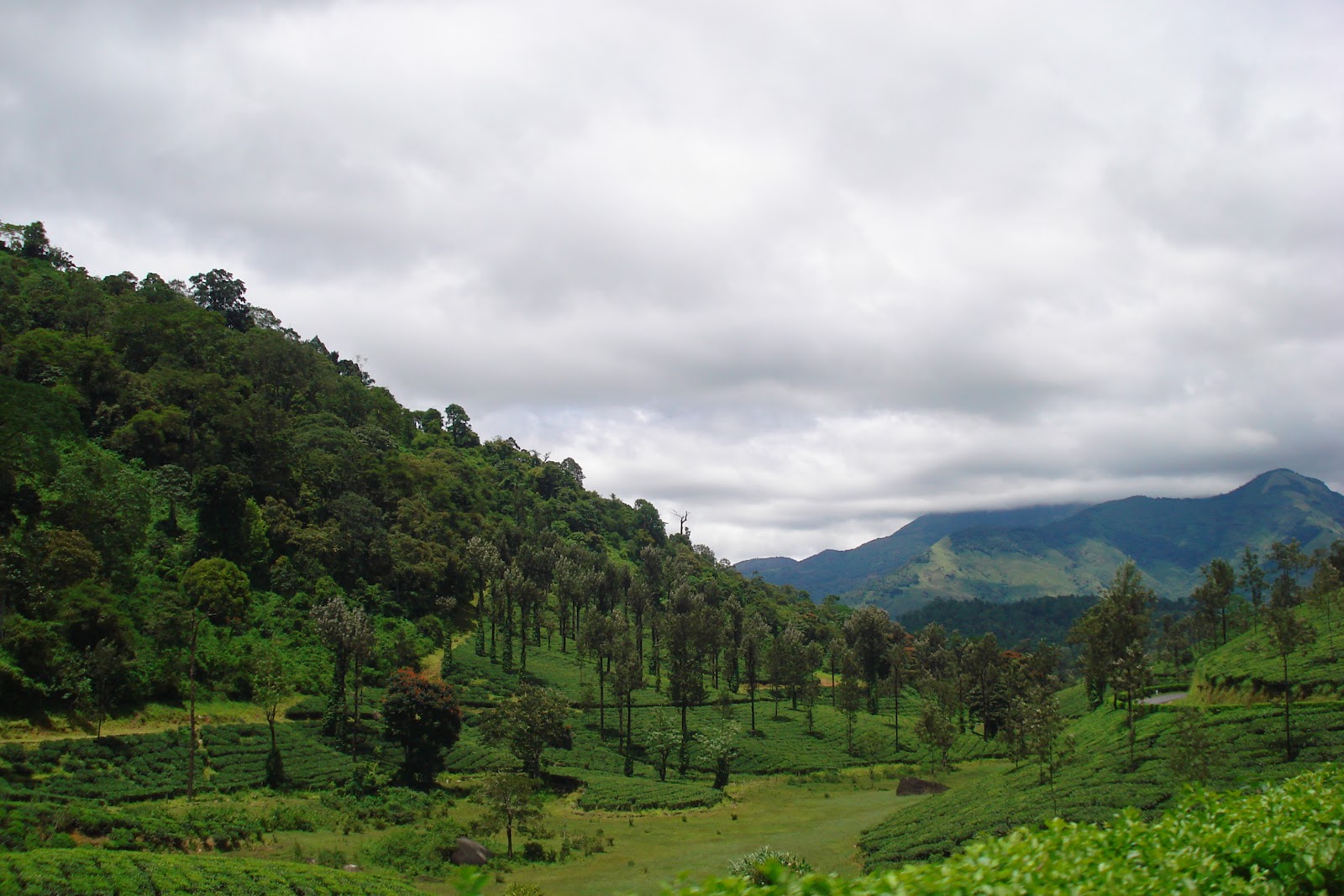 bijualapatt: Valpara Photos