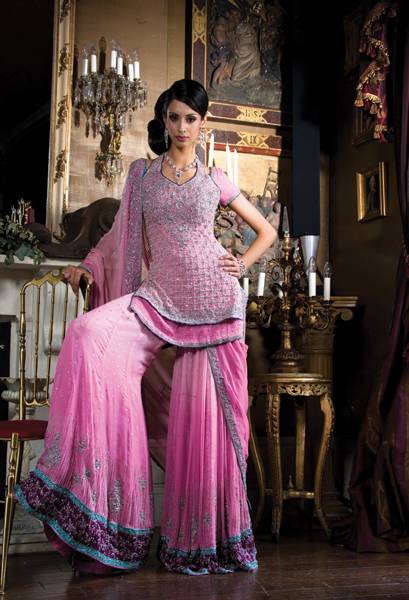 Women Fashion Trend: Wedding Sahara Designs