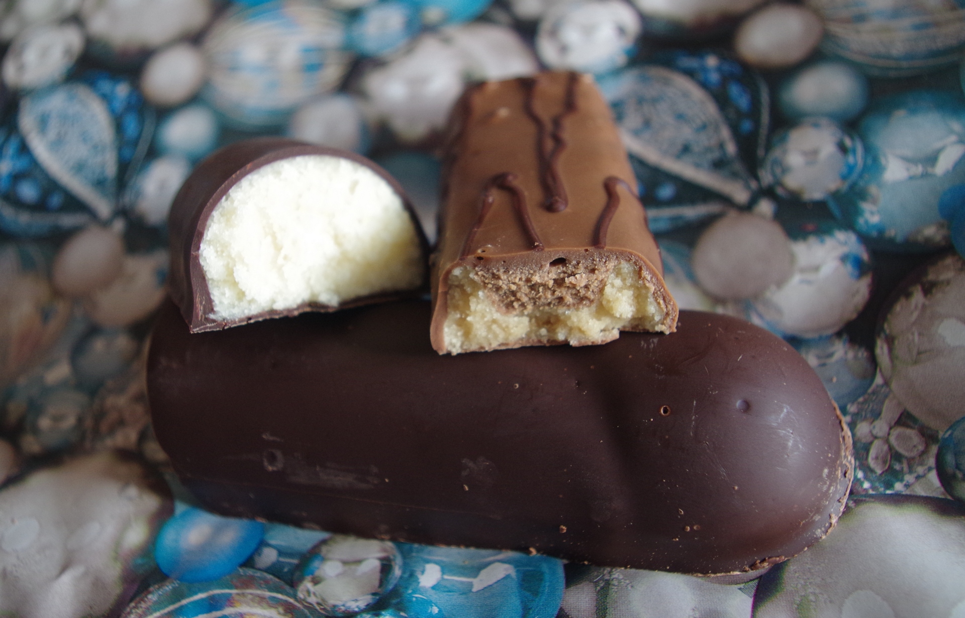 Favorina Marzipan Log & Finest Marzipan Log - Pieces of me