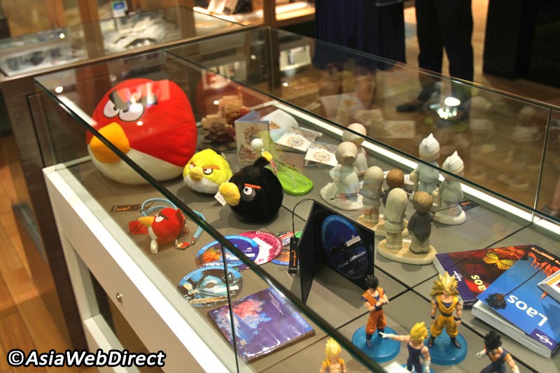 MUSINGS: THE ART OF COUNTERFEITING